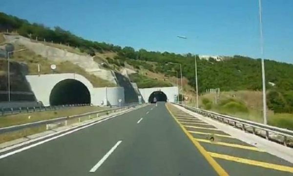 ΕΓΝΑΤΙΑ ΟΔΟΣ - Στράτος Σιμόπουλος